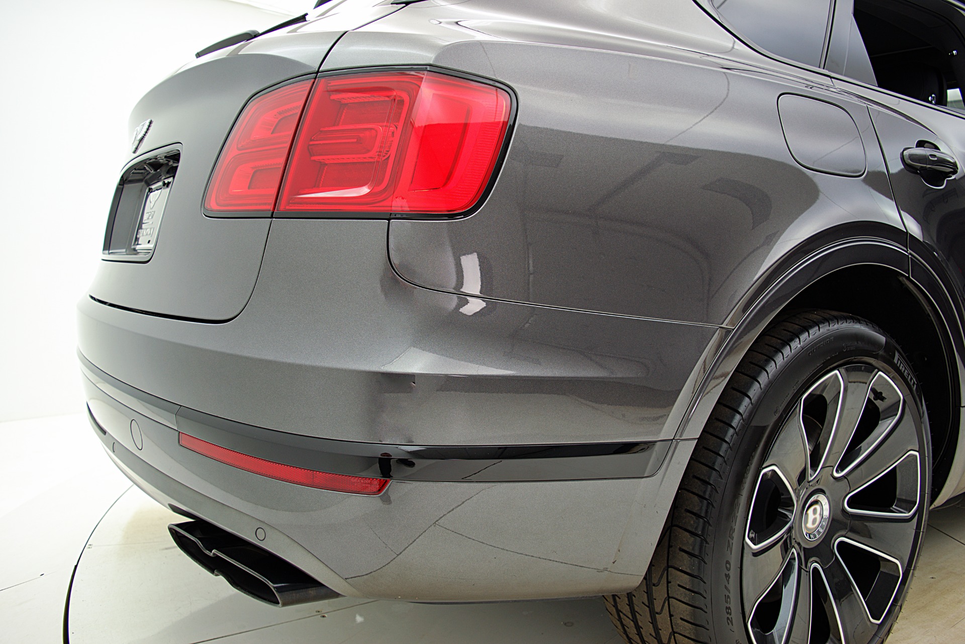 Used 2020 Bentley Bentayga V8 Design Series / LEASE OPTIONS AVAILABLE ...