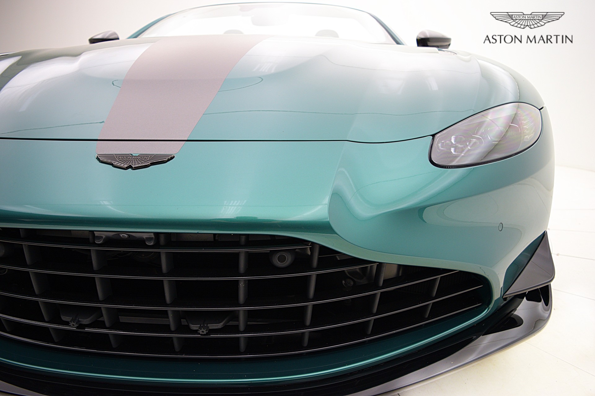 Used 2022 Aston Martin Vantage F1 Edition For Sale ($149,000) | F.C ... Used 2022 Aston Martin Vantage F1 Edition For Sale ($149,000) | F.C ...