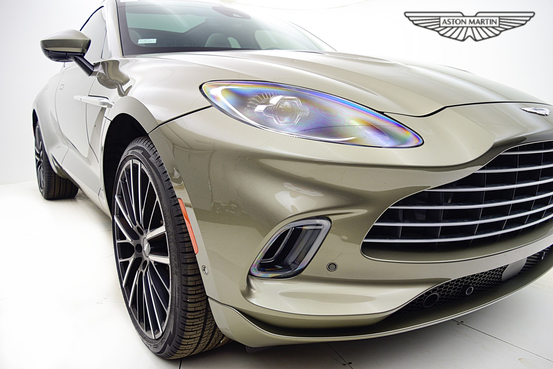 Used 2024 Aston Martin DBX For Sale (Special Pricing) | F.C. Kerbeck ...