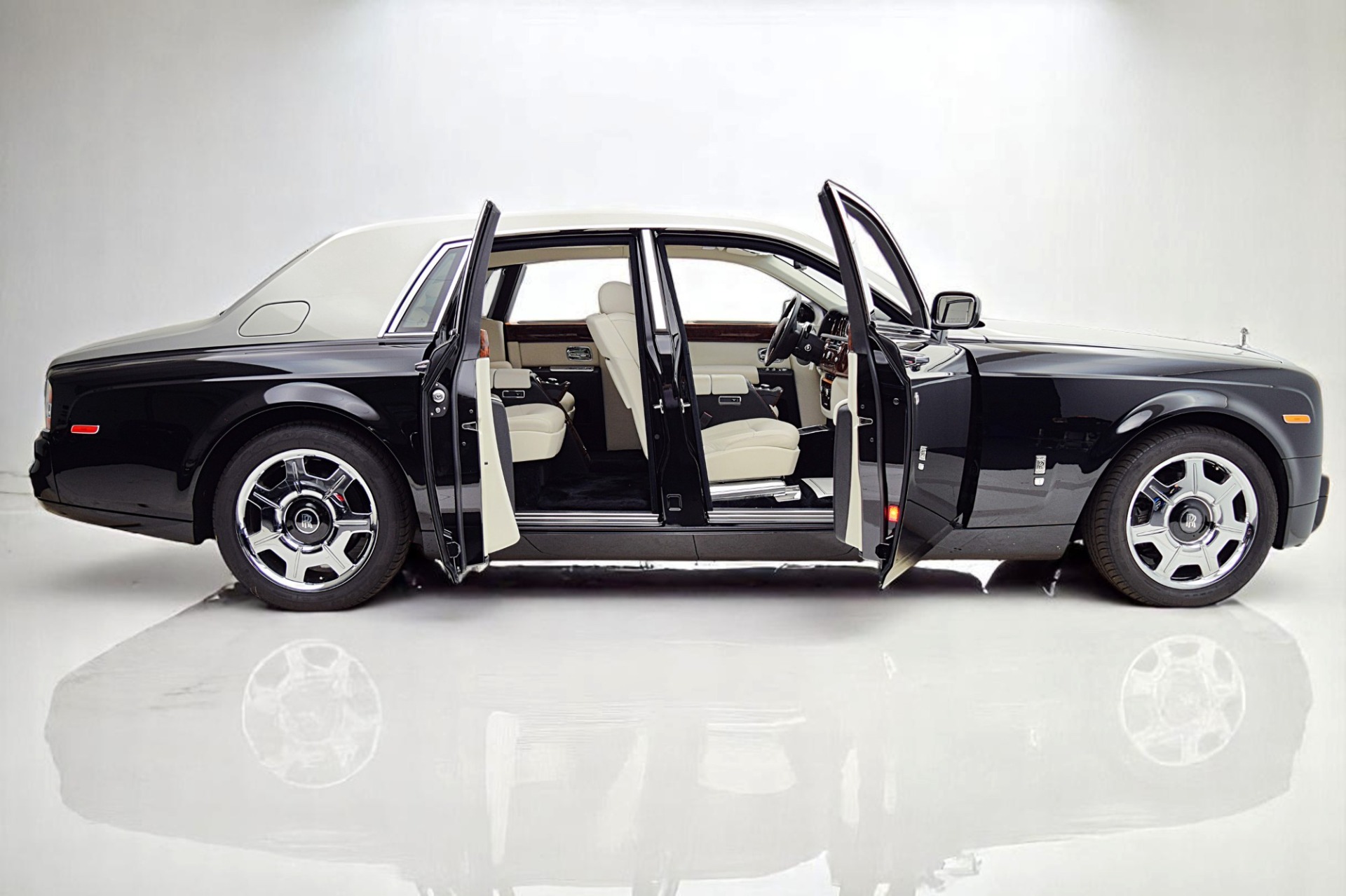 Used 2007 Rolls-Royce Phantom For Sale ($139,000) | F.C. Kerbeck Aston ...