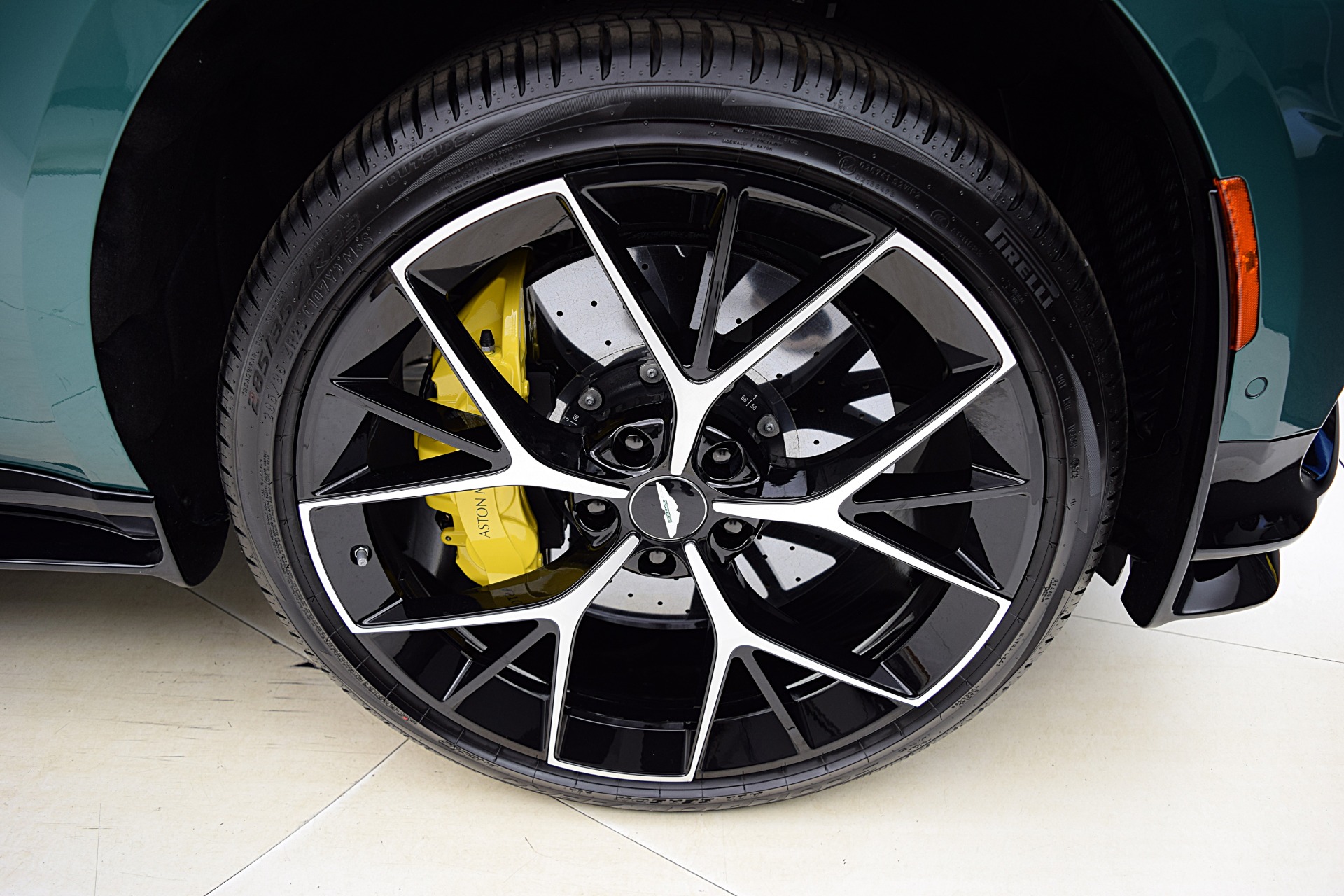 New 2024 Aston Martin DBX 707 For Sale ($279,086) | F.C. Kerbeck Aston Martin Stock #24A107