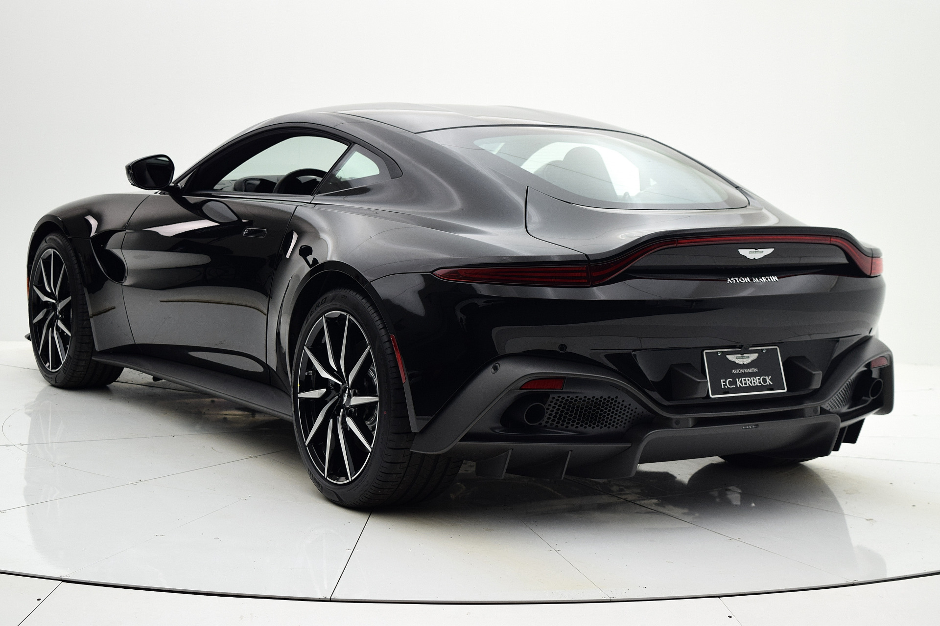 New 2019 Aston Martin Vantage For Sale ($165,789) | F.C. Kerbeck Aston ...